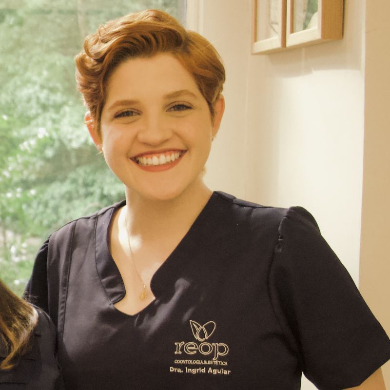 Dra. Ingrid Lopes Aguiar - Clinica Odontologica e Invisalign